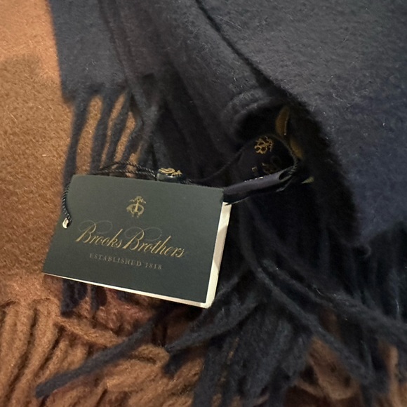 Brooks Brothers | Accessories | Rich Luxurious 0 Cashmere Brooks ...